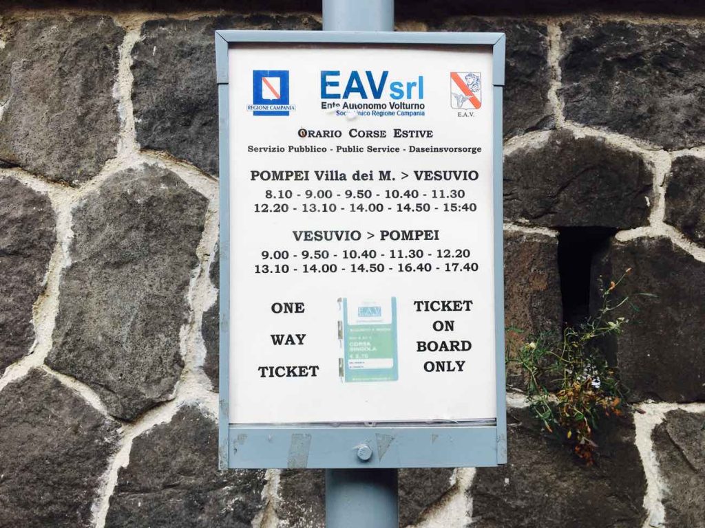 Naples Day Trips: Visit Pompeii & Amalfi Coast Independently